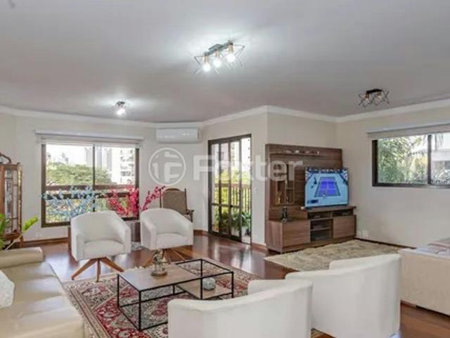 Apartamento com 4 dormitórios em São Paulo
