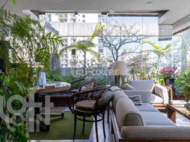 Apartamento com 4 dormitórios em São Paulo