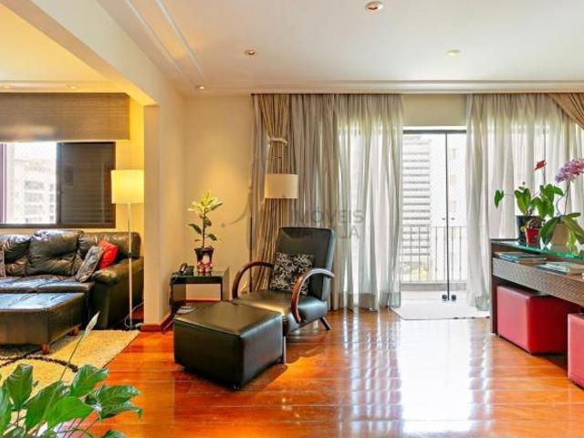 Apartamento com 4 dormitórios na Vila Nova Conceição!