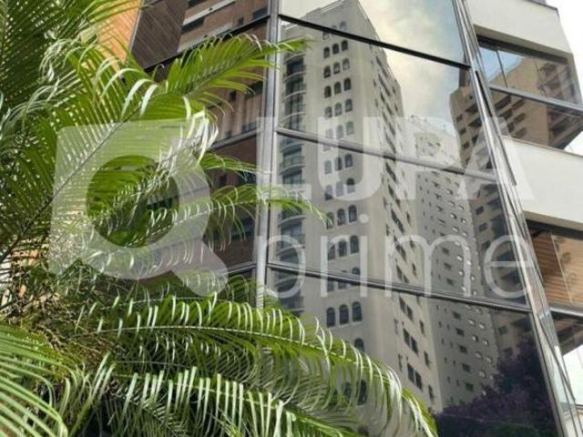Apartamento com 4 dormitórios sendo 4 suítes á venda em Santana