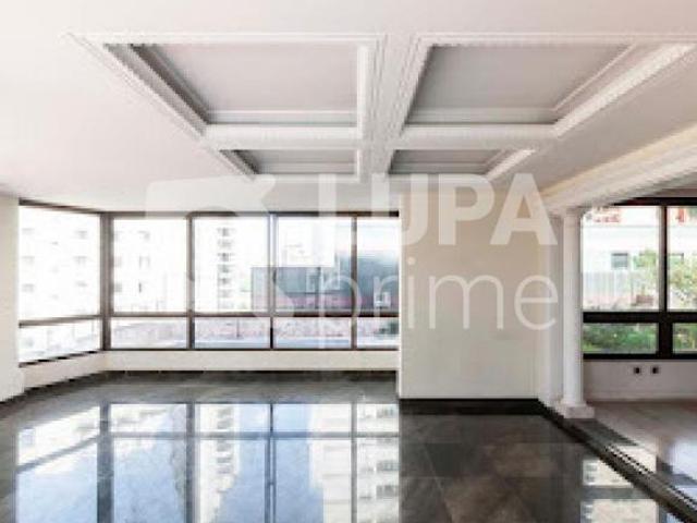 Apartamento com 4 dormitórios sendo 2 suítes á venda em Santana