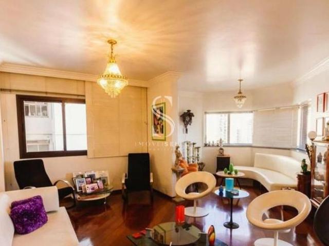 Apartamento com 4 dormitórios sendo 2 suítes e com 3 vagas de garagem. No bairro de Perdizes Apartam
