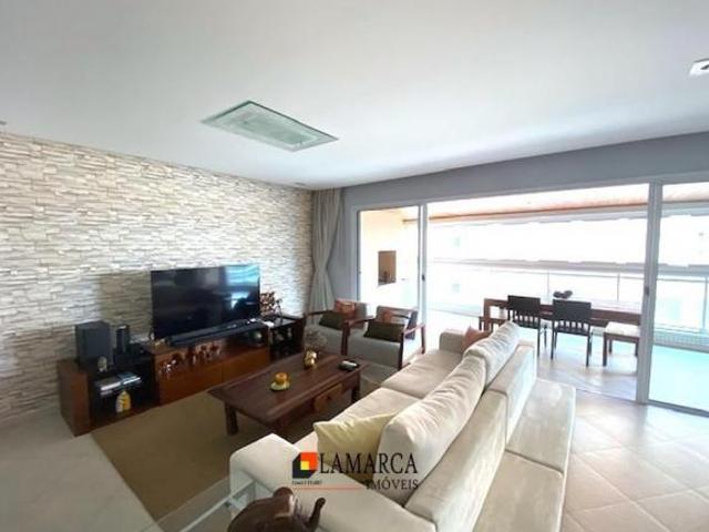 Apartamento com 4 dts. a venda no Guaruja