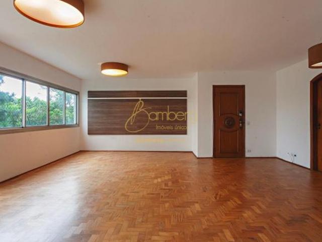 APARTAMENTO COM 4 QUARTOS NO ALTO DA BOA VISTA!