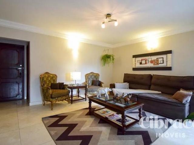 Apartamento com 4 quartos no Batel Ed. Imperatriz Tereza Cristina