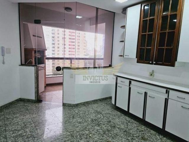 Apartamento com 4 Quartos no Edifício Jardim das Pitangueiras para Comprar, 285m² Bairro Jardim, S