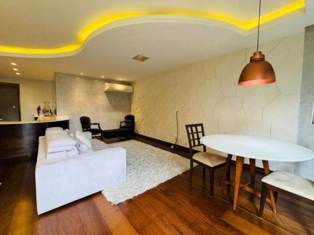 Apartamento com 4 Quartos à venda, 190m² Embaré