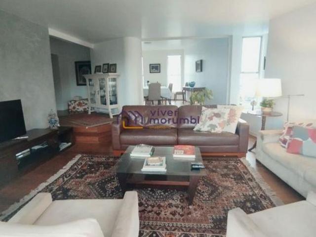 Apartamento com 4 Quartos à Venda, 220 m²