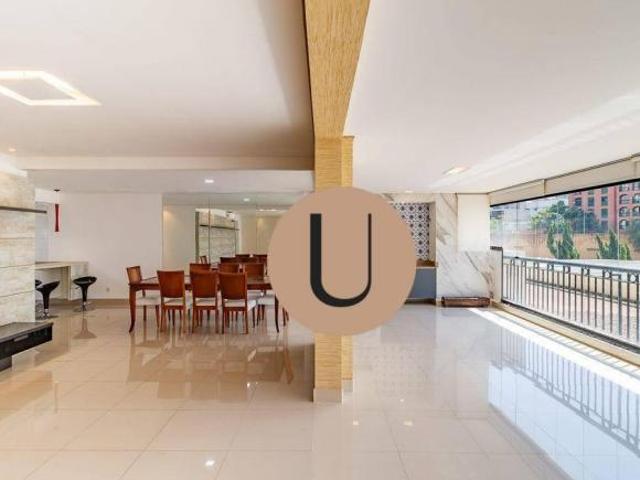 Apartamento com 4 quartos à venda, 245 m² por R$ 3.150.000 Vila Mariana