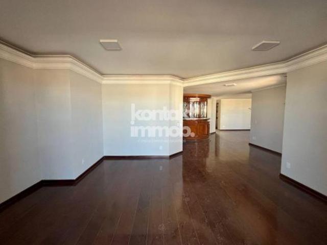 Apartamento com 4 quartos à Venda, Centro Sorocaba