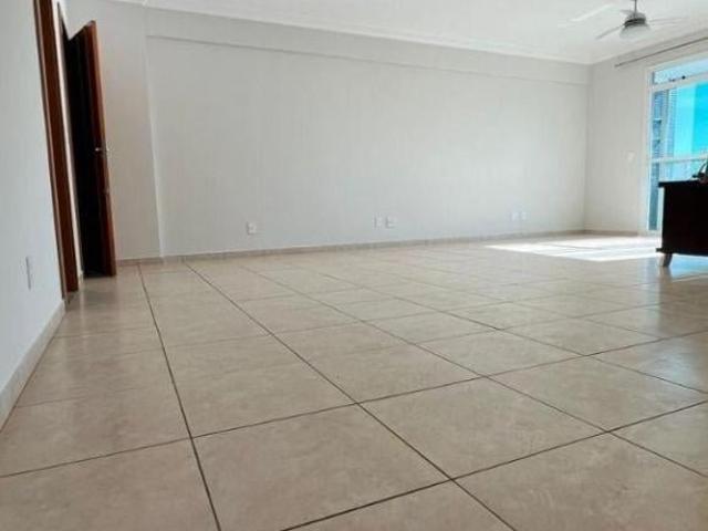 Apartamento com 4 quartos à venda, bairro Saraiva Uberlândia/MG