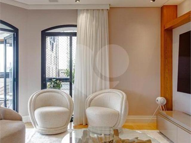 Apartamento com 4 quartos à venda em Consolação SP