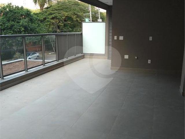 Apartamento com 4 quartos à venda em Campo belo SP