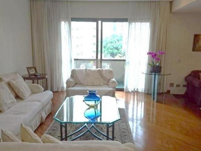 Apartamento com 4 quartos à venda em Campo Belo SP