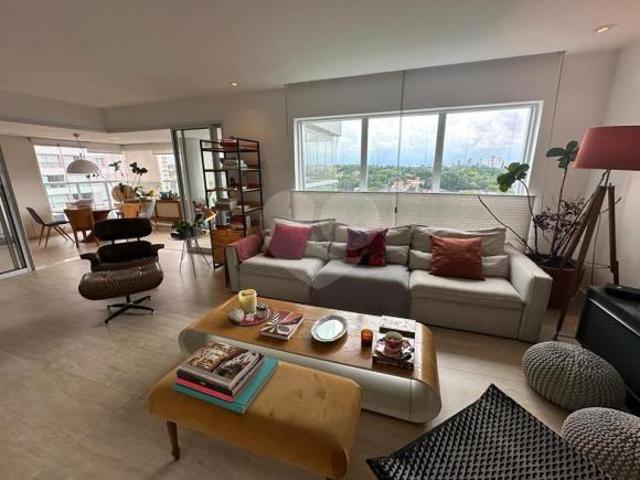 Apartamento com 4 quartos à venda em Campo belo SP