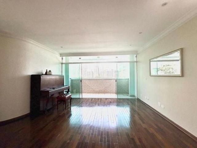 Apartamento 4 quartos sendo 1 suíte 2 vagas a venda na Chácara Santo Antônio São Paulo