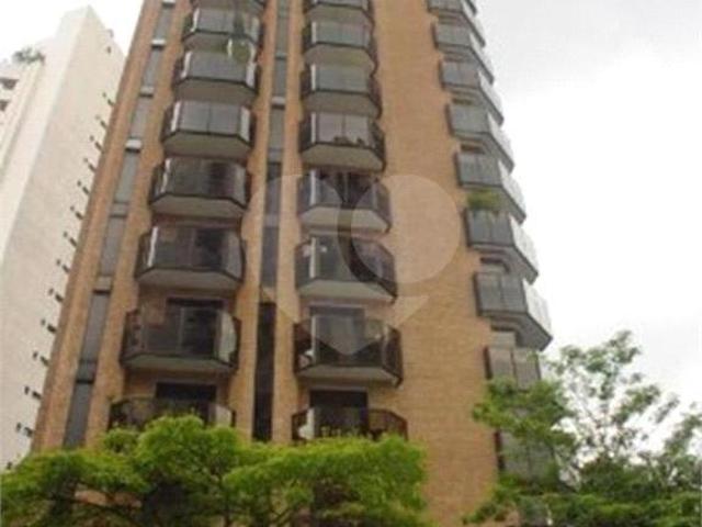 Apartamento com 4 quartos à venda em Aclimação SP