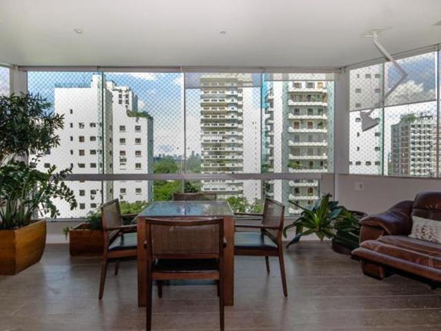 Apartamento com 4 quartos à venda em Alto de pinheiros SP