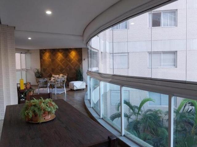 Apartamento com 4 quartos à venda em Boqueirão SP