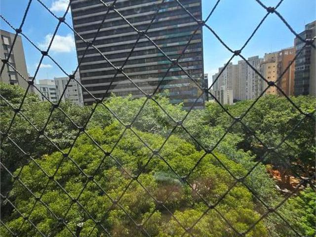 Apartamento com 4 quartos à venda em Bela vista SP