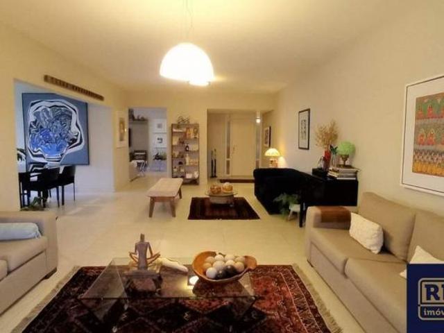 Apartamento com 4 quartos à venda em Belo Horizonte, no bairro Santo Antônio