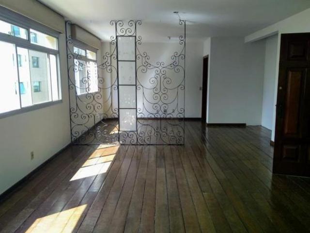 Apartamento com 4 quartos à venda em Belo Horizonte, no bairro Sion