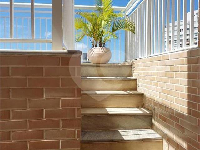 Apartamento com 4 quartos à venda em Gonzaga SP