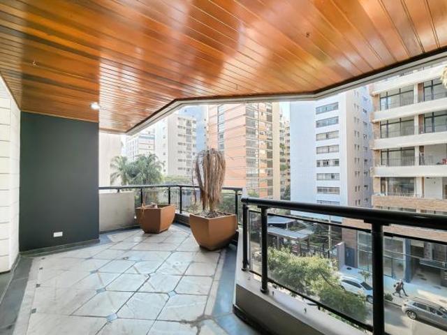 Apartamento com 4 quartos á venda em Higienópolis, São Paulo