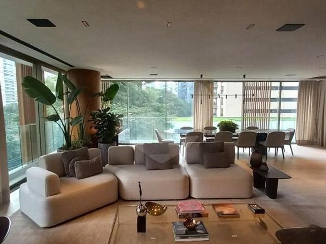 Apartamento com 4 quartos à venda em Itaim Bibi SP