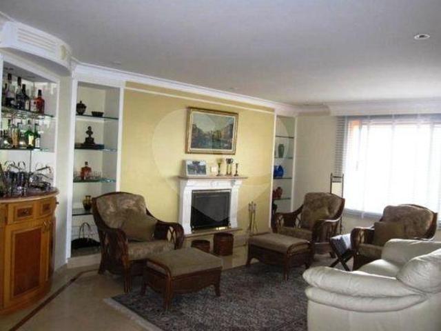 Apartamento com 4 quartos à venda em Jardim fonte do morumbi SP