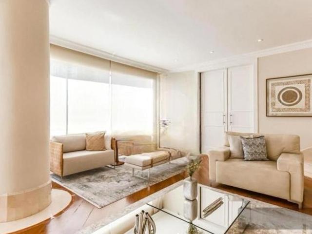 Apartamento com 4 quartos à venda em Jardim fonte do morumbi SP