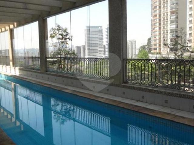 Apartamento com 4 quartos à venda em Jardim Fonte Do Morumbi SP