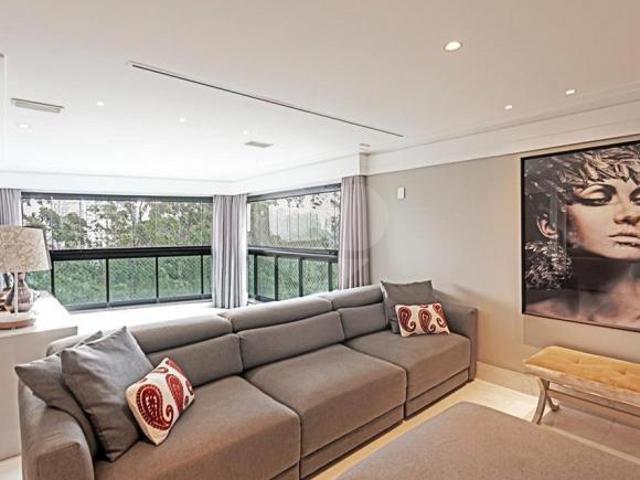 Apartamento com 4 quartos à venda em Jardim fonte do morumbi SP