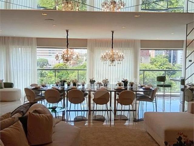 Apartamento com 4 quartos à venda em Liberdade SP