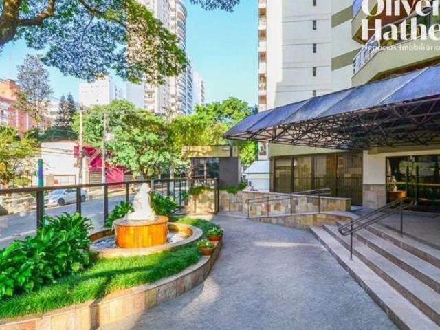 Apartamento com 4 quartos a venda em Moema 148m²