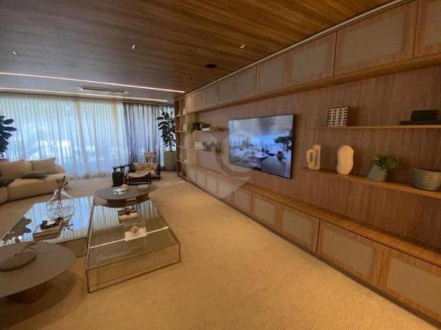 Apartamento com 4 quartos à venda em Moema SP