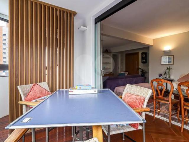Apartamento com 4 quartos à venda em Moema SP