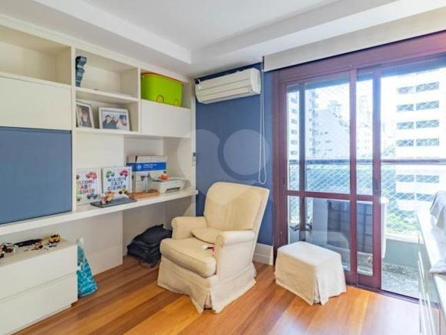 Apartamento com 4 quartos à venda em Santa cecília SP