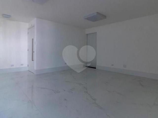 Apartamento com 4 quartos à venda em Santa cecília SP