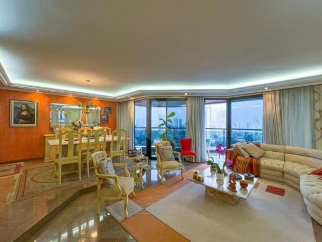 Apartamento com 4 quartos à venda em Santana SP