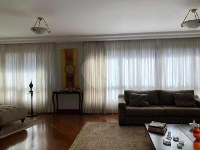 Apartamento com 4 quartos à venda em Santana SP