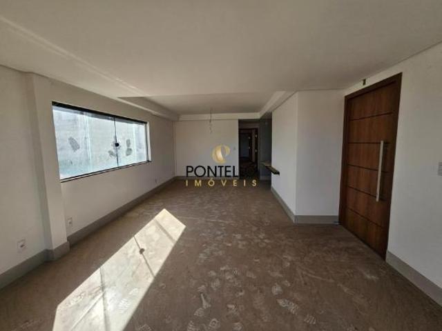 Apartamento com 4 quartos à venda em Sete Lagoas, no bairro Santa Helena