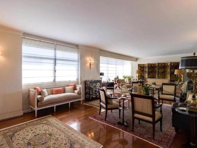 Apartamento com 4 quartos à venda em Real Parque SP