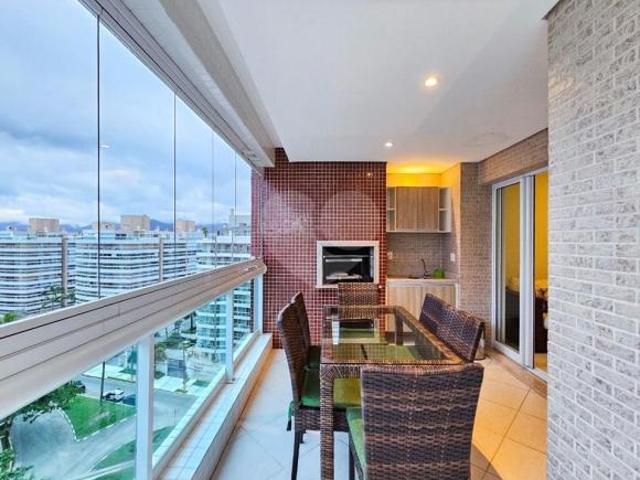Apartamento com 4 quartos à venda em Riviera SP