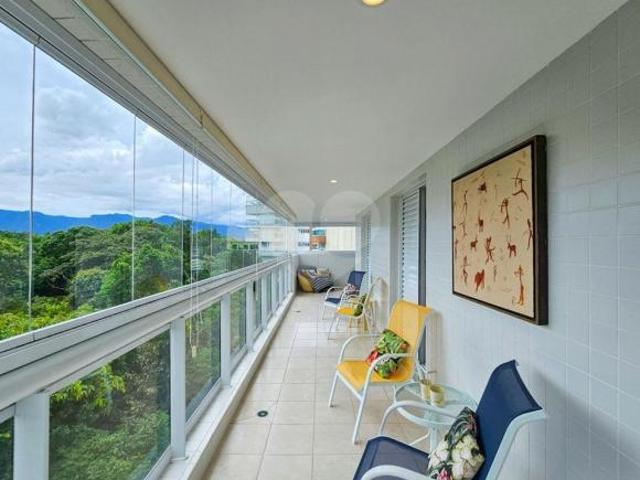 Apartamento com 4 quartos à venda em Riviera SP
