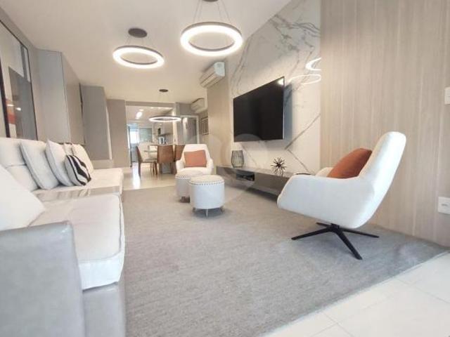 Apartamento com 4 quartos à venda em Riviera SP