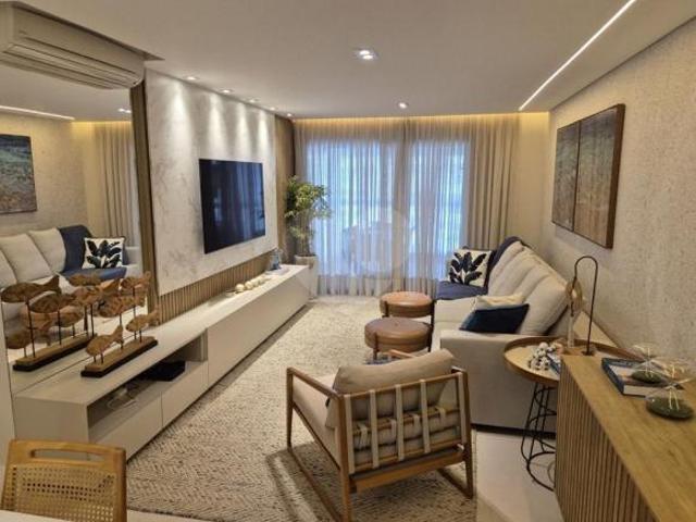Apartamento com 4 quartos à venda em Riviera SP