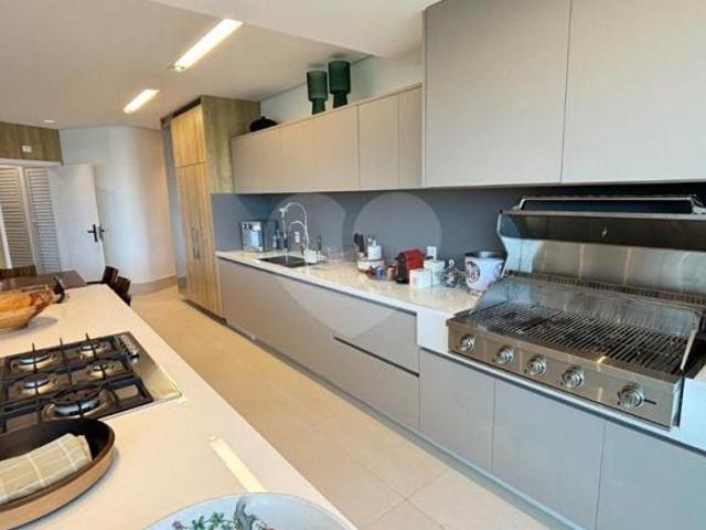Apartamento com 4 quartos à venda em Riviera SP