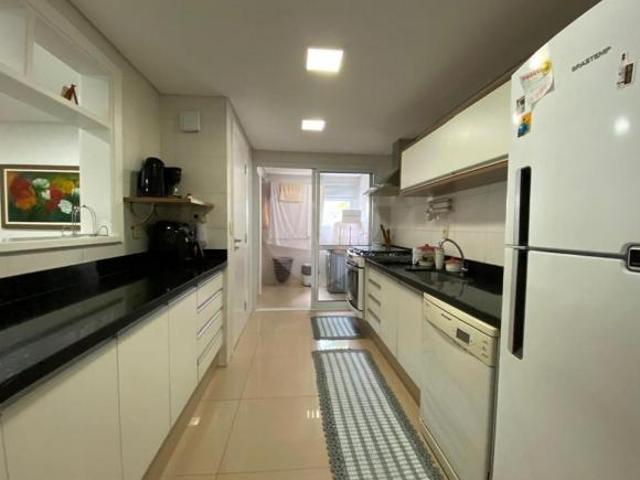 Apartamento com 4 quartos à venda em Riviera SP