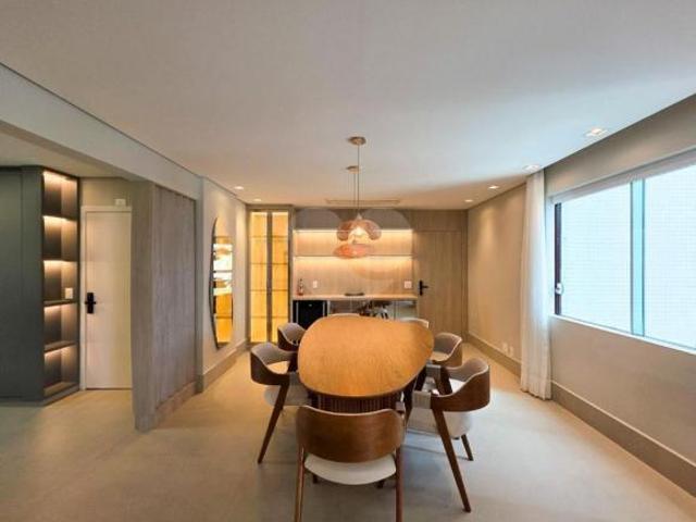 Apartamento com 4 quartos à venda em Riviera SP